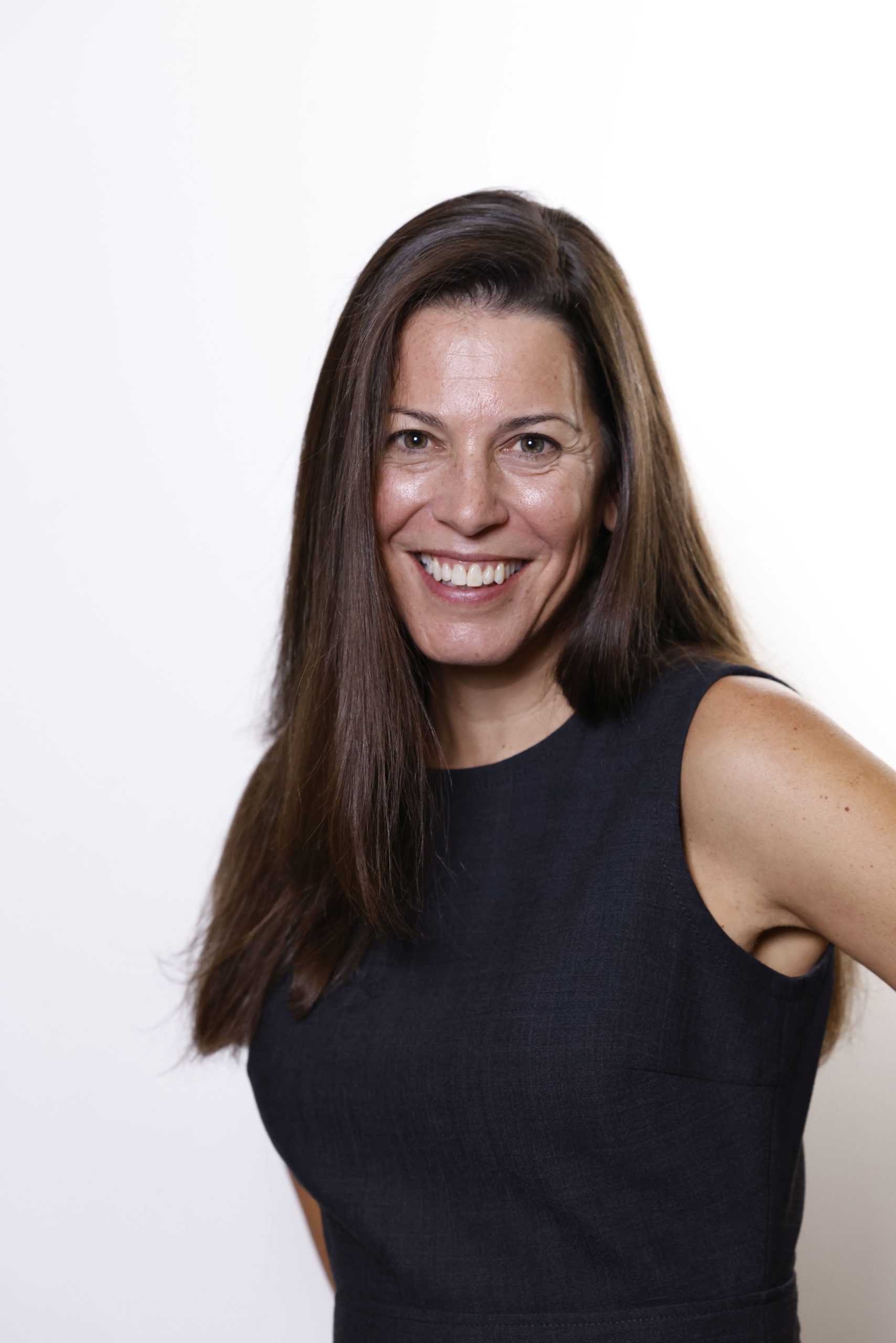 Sandy Laycox | Leader's Edge Magazine